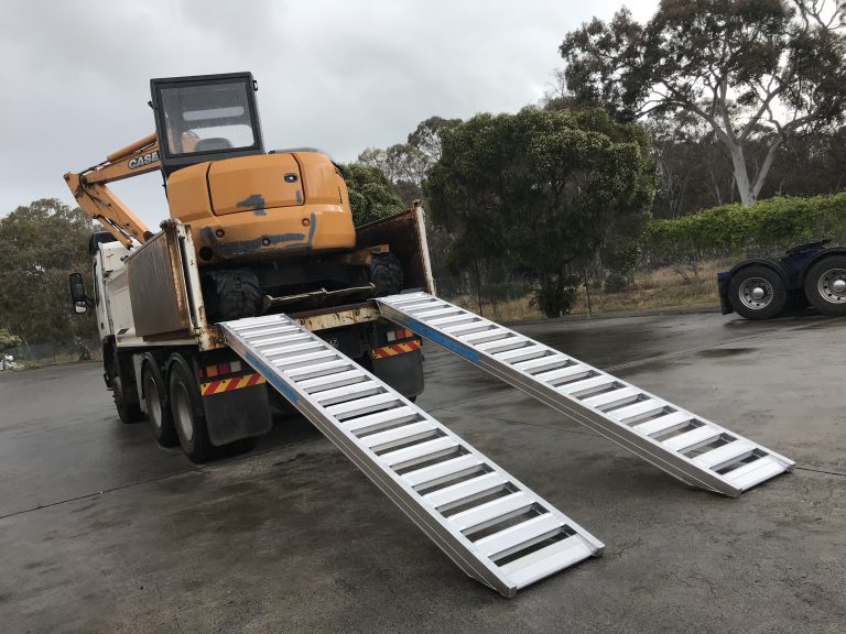3m 21Tonne Heavy Duty Rubber Track, Rubber Tyre Machinery Loading Ramps ...