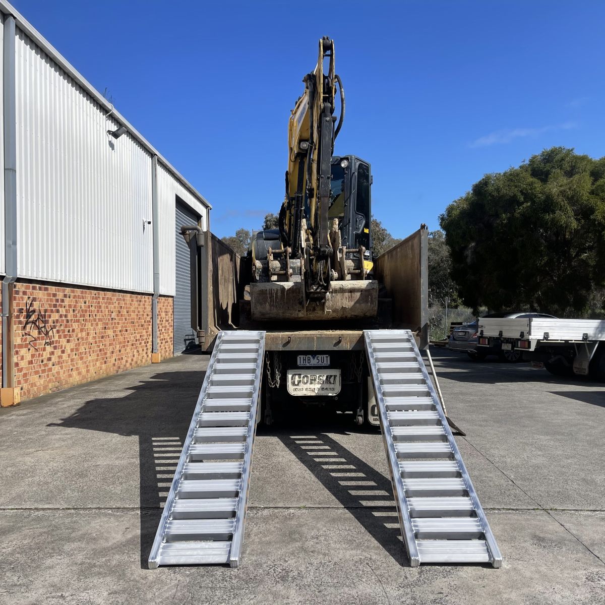 D SERIES (Steel Track,Rubber Pads on steel,Rubber Track and Rubber Tyre ...