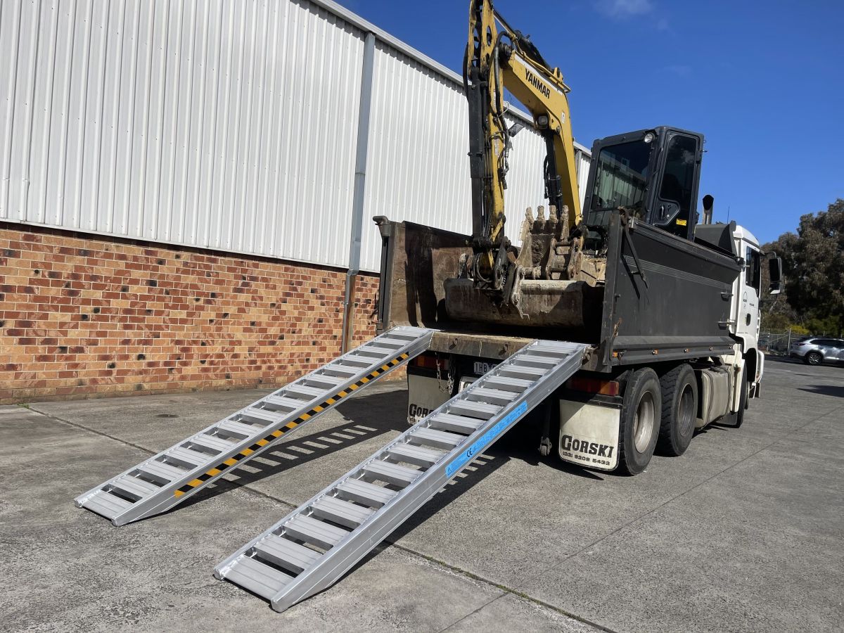 Aluminium Machinery Loading Ramps | Construction Ramps