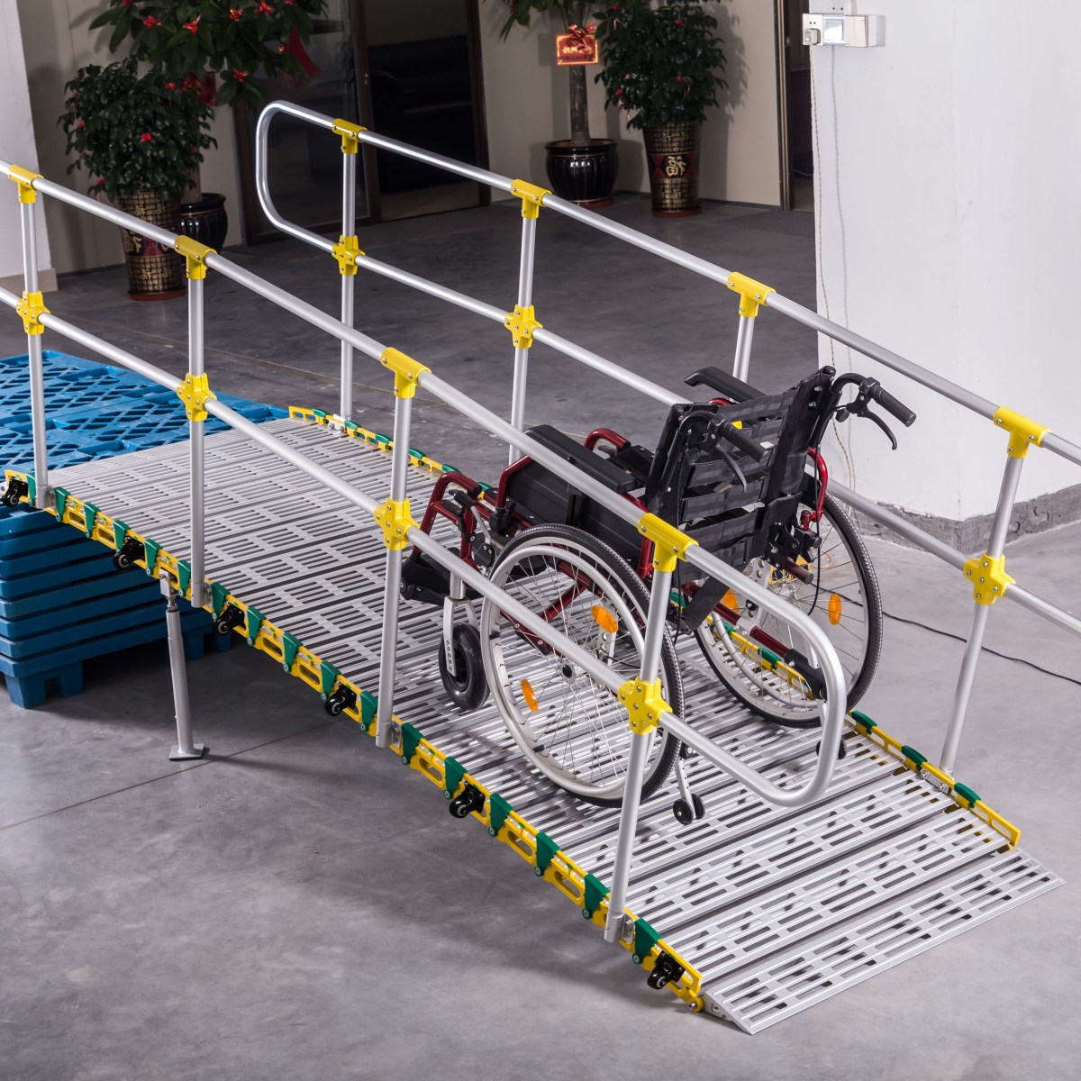 Aluminium Roll Up Ramp | Roll Out Ramp