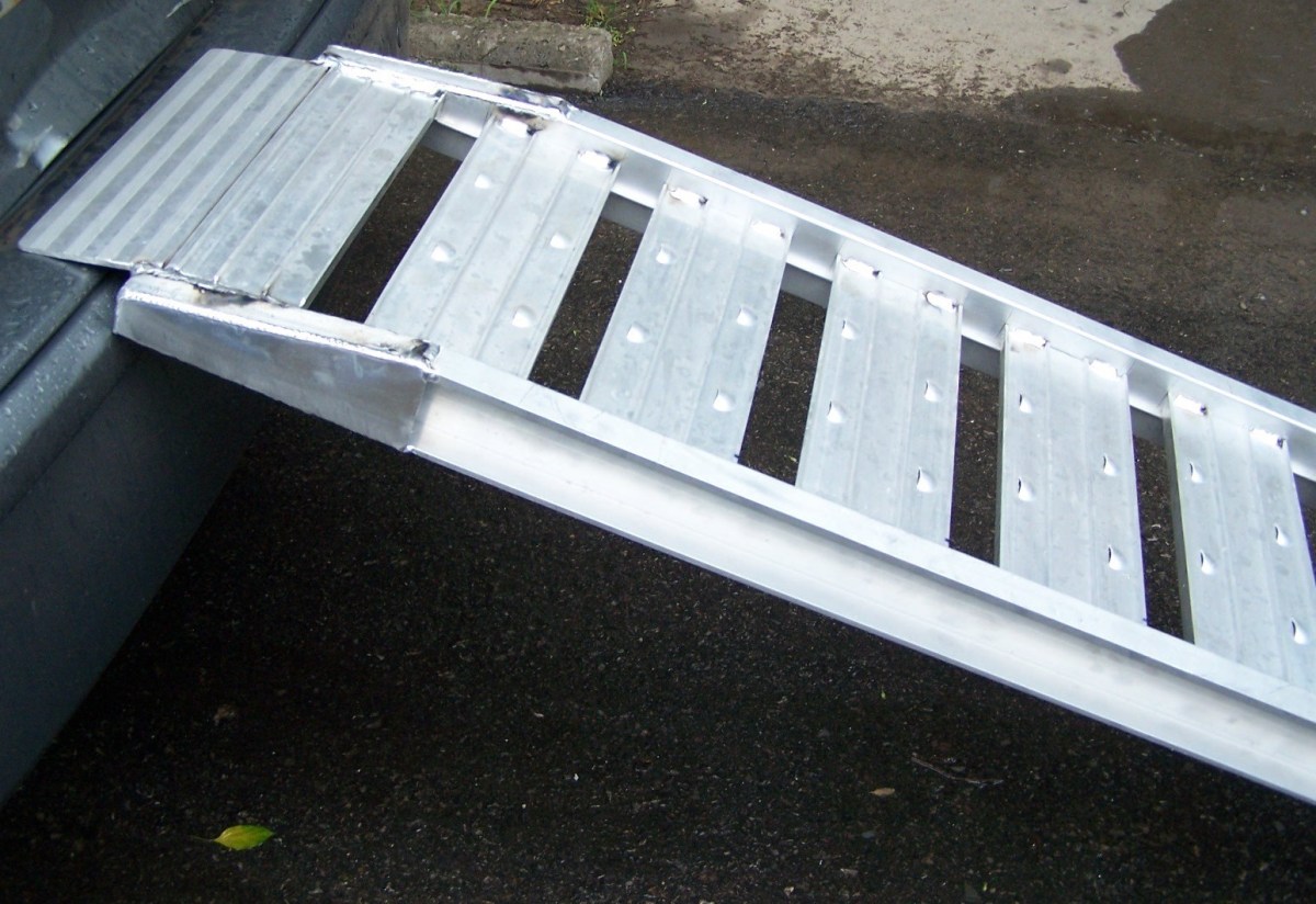 2.1M 1Tonne Straight Aluminium ATV/ UTV/ Motorcycle Ramp-JETH801 - Jetland