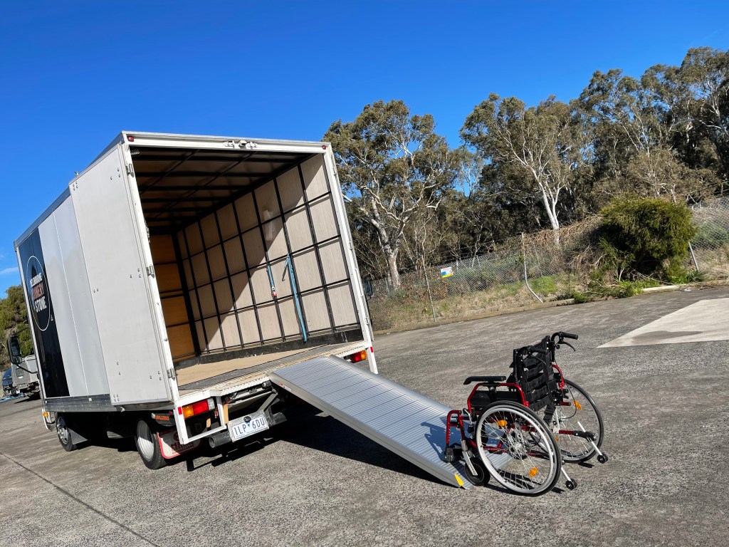 E One piece solid - Jetland