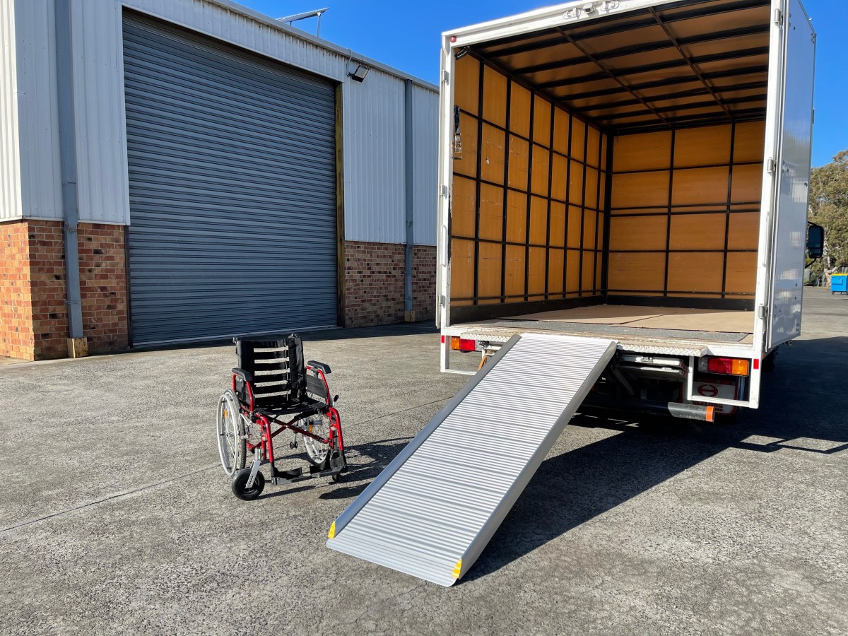 E One piece solid - Jetland Loading Ramp