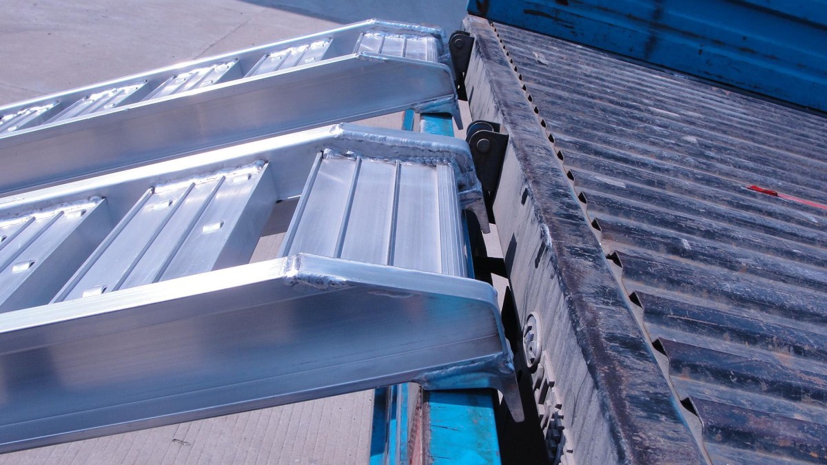 1.8M 1.8Tonne Heavy Duty Aluminium Loading Ramp(Hook Type)-JETH18-6 ...