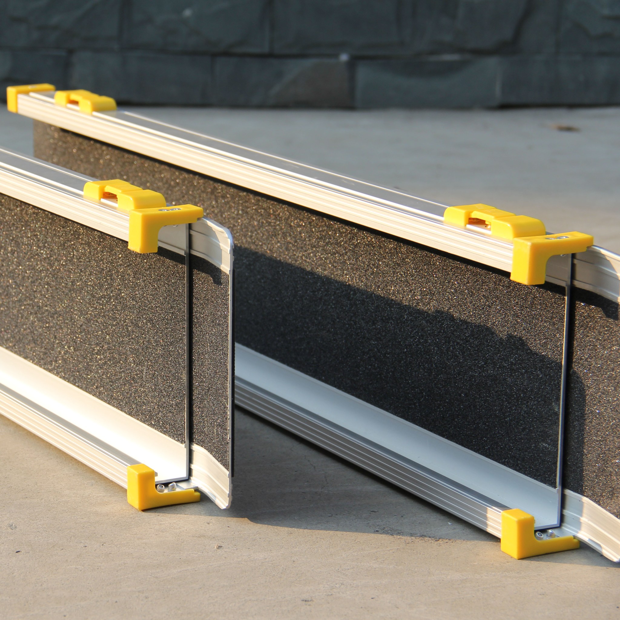 2.4M 270kg Two Section Deluxe Telescopic Wheelchair Ramp-JETM207-8 ...