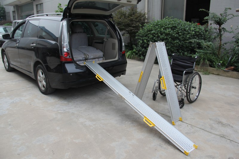 Half fold - Jetland Loading Ramp