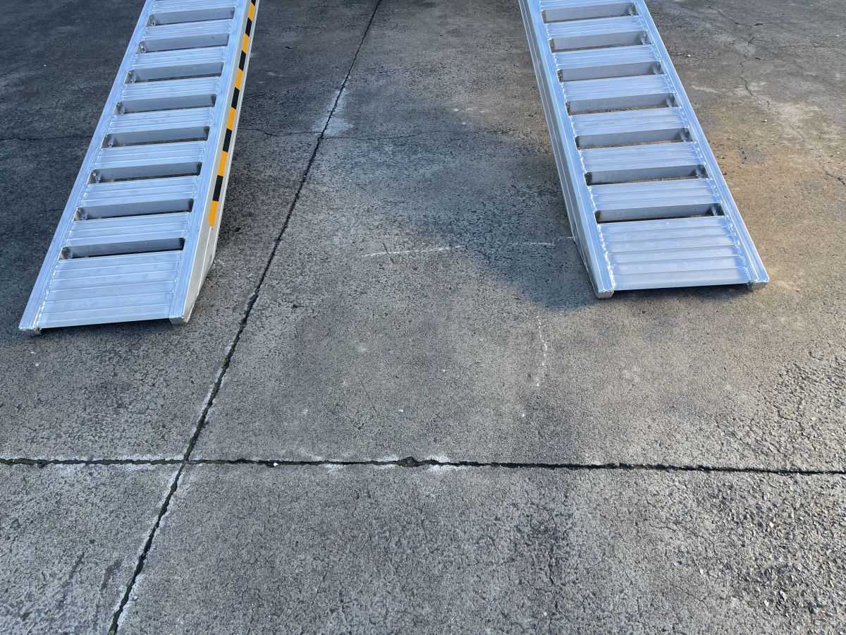 4.8m 5Tonne Heavy Duty Steel Track,Rubber Pads on steel,Rubber Track ...