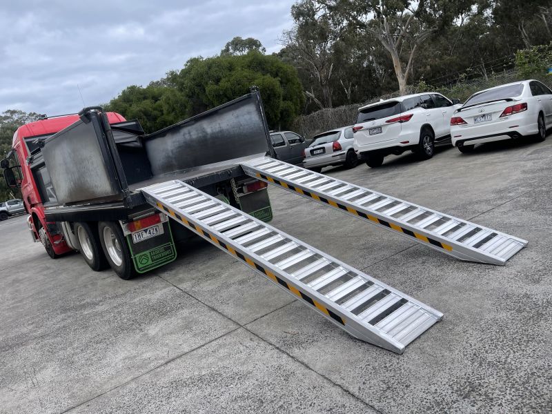 3.7m 5Tonne Heavy Duty Rubber Track Machinery Loading Ramps-JETAA504137 ...