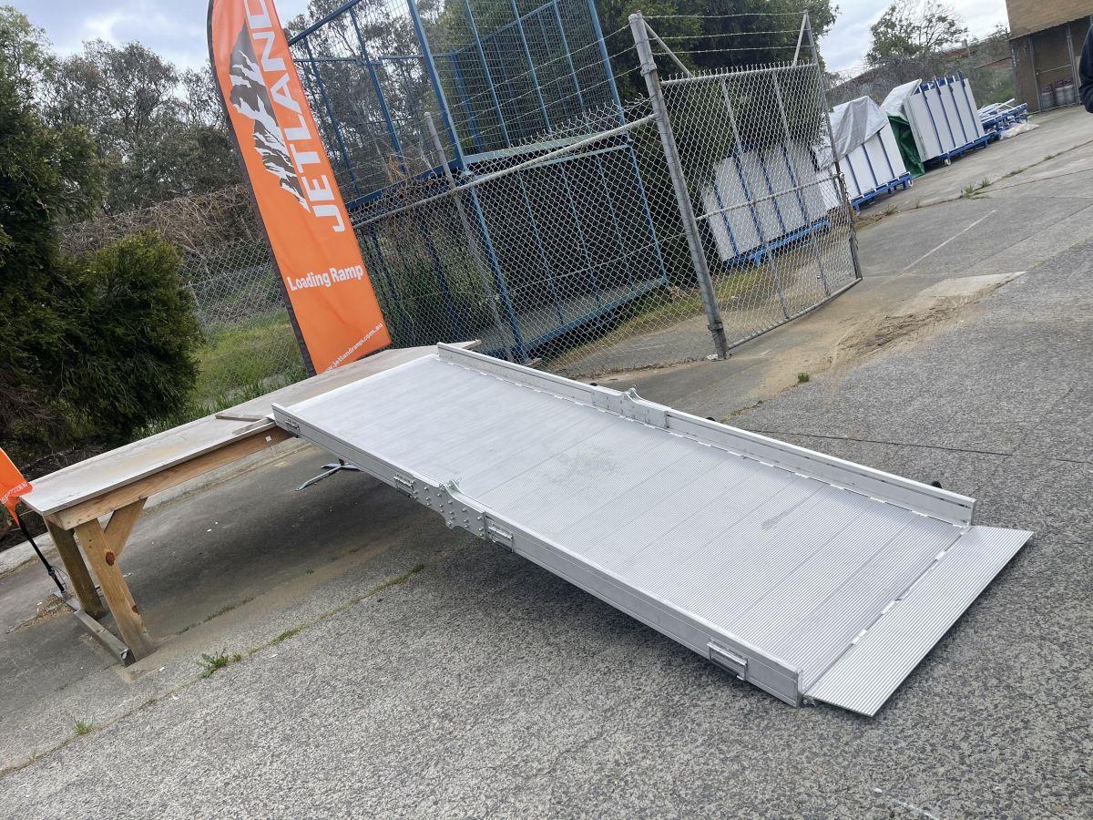 Aluminium Loading Dock Ramps | Folding Loading Dock Ramps