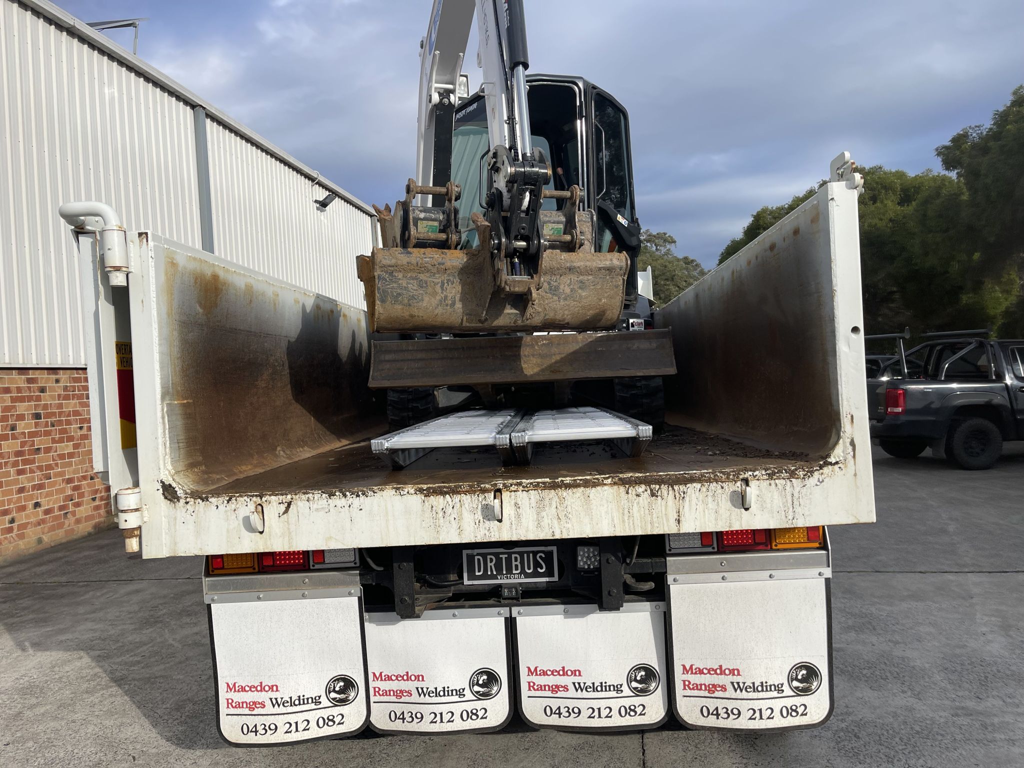 4.2m 7Tonne Heavy Duty Rubber Track, Rubber Tyre Machinery Loading ...